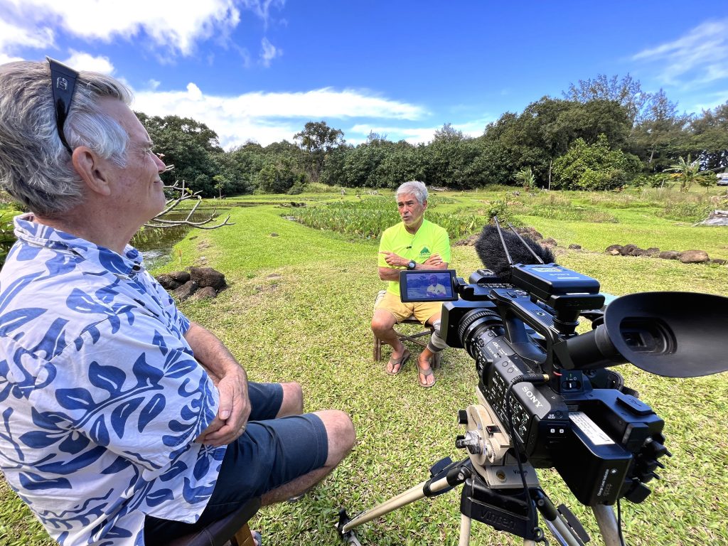 Eco-TOUR of HAWAII with Jeff Gere - Hawaiian Trail & Mountain Corp.