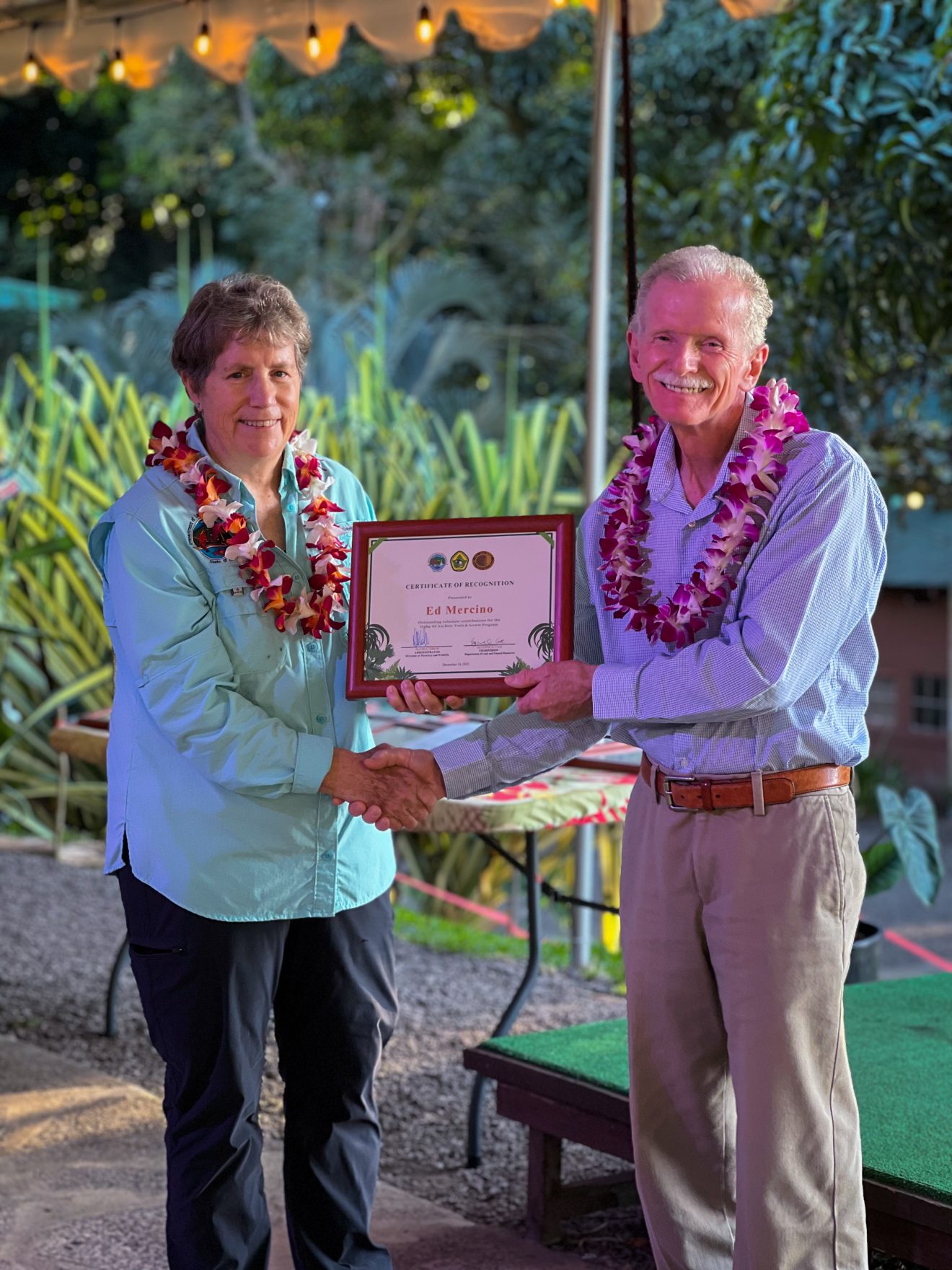 HTMC Trail Clearers Receive Appreciation Awards from DLNR - Hawaiian Trail & Mountain Corp.